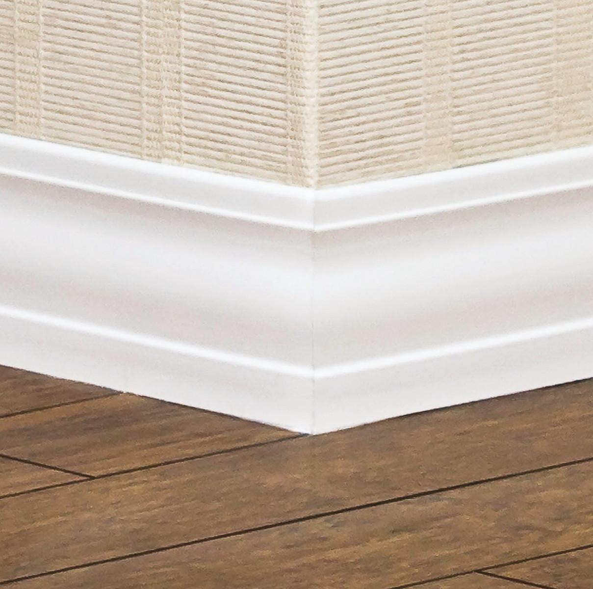 Wall Base, Chamfered Outside Corner, 3/16" Thick Rubber, 4(¼)"H, Level ...